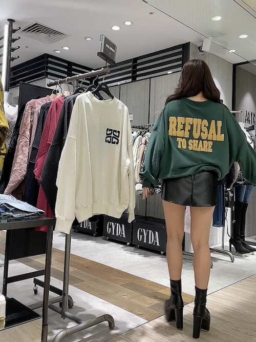 aika(GYDA)｜GYDAのスウェットを使ったコーディネート - WEAR