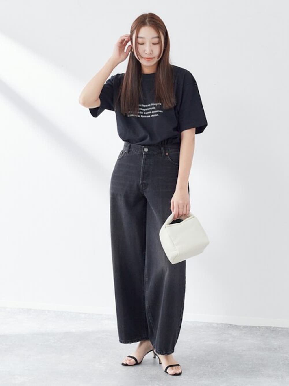 watanabe(JOURNAL STANDARD Lady's 本社 )｜POET MEETS DUBWISEのTシャツ/カットソーを使った ...