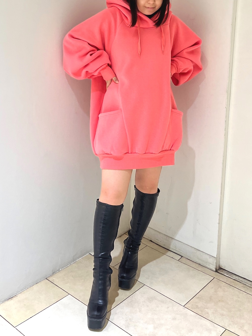 sg_rito(SPIRALGIRL 池袋PARCO店)｜4GEEKS BY SPIRALGIRLのパーカーを使ったコーディネート - WEAR