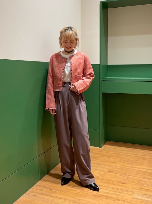 Yuri｜Ray BEAMSのスラックスを使ったコーディネート - WEAR