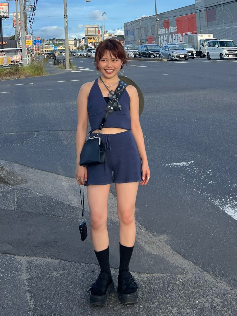 AIRI｜BIGOTREのショルダーバッグを使ったコーディネート - WEAR