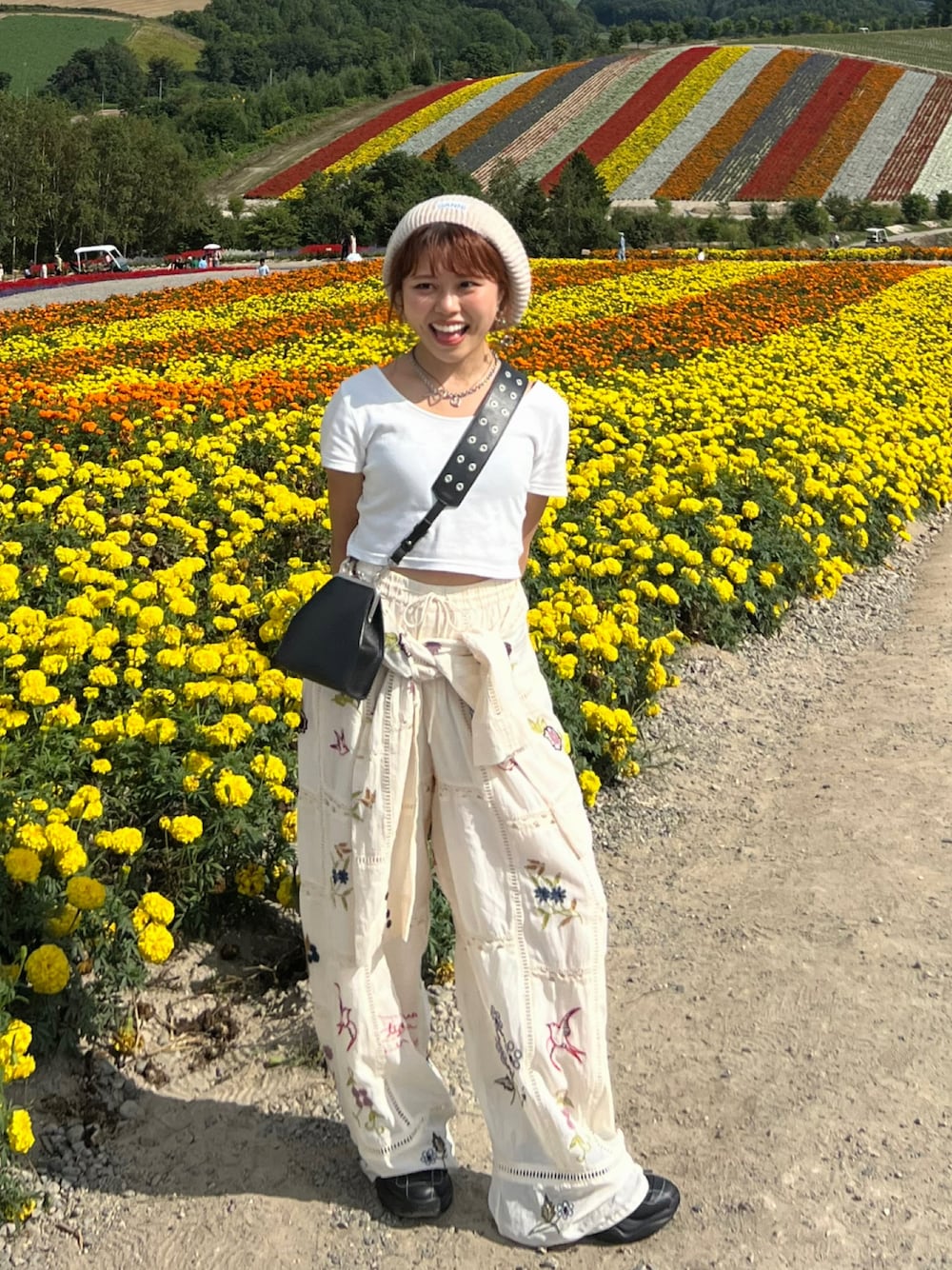 AIRI｜EVRISのTシャツ/カットソーを使ったコーディネート - WEAR