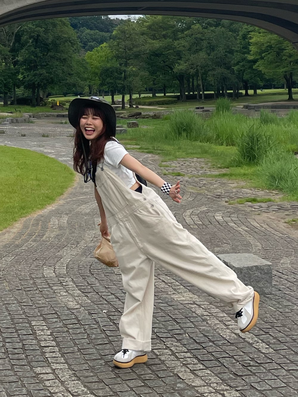 AIRI｜Onitsuka Tigerのスニーカーを使ったコーディネート - WEAR