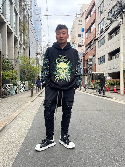 shige（ROYAL FLASH 南船場）｜ROYAL FLASHのパーカーを使ったコーディネート - WEAR