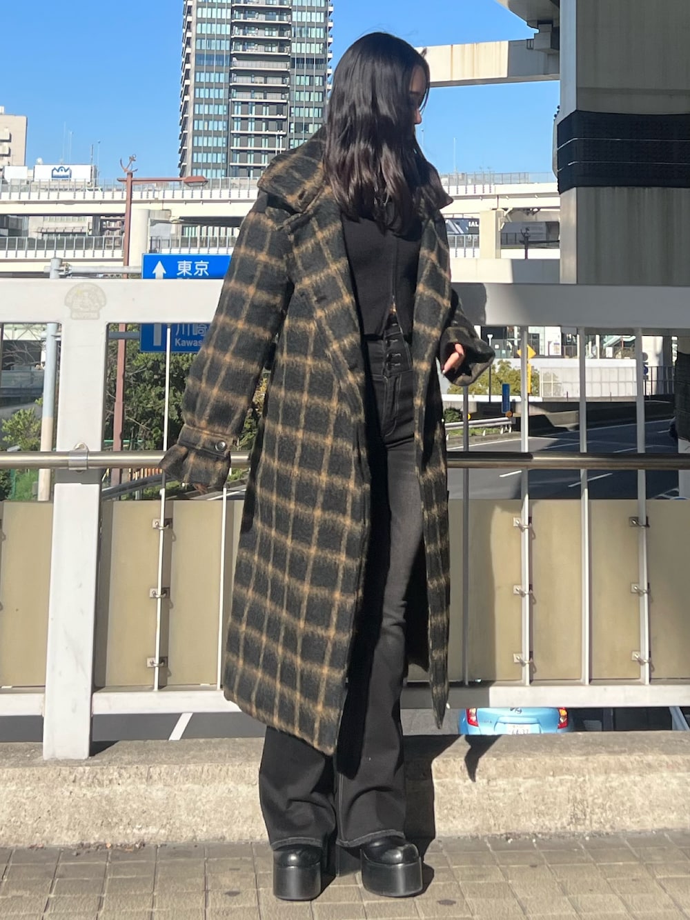 栗原あいり(EMODA)｜EMODAのブーツを使ったコーディネート - WEAR