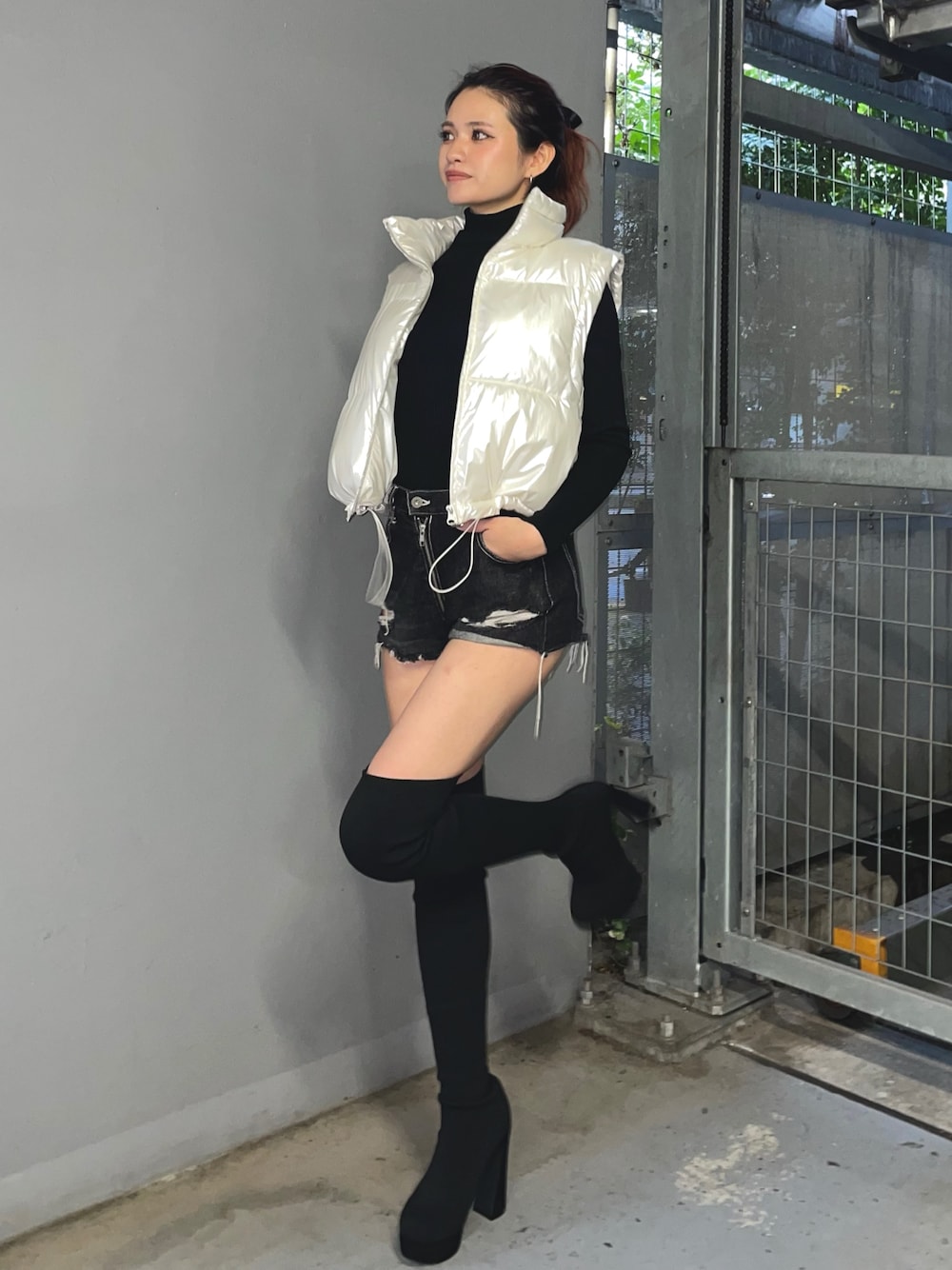 MIAKI(SPIRALGIRL SHIBUYA109店)｜SPIRALGIRLのデニムパンツを使ったコーディネート - WEAR