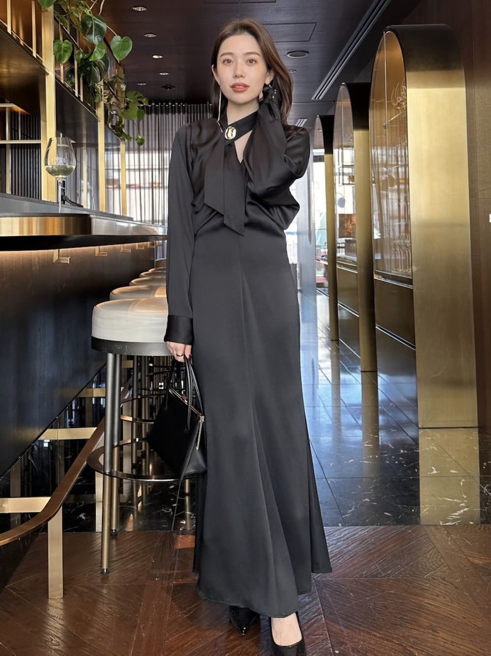 anuans(anuans)｜anuansのハンドバッグを使ったコーディネート - WEAR