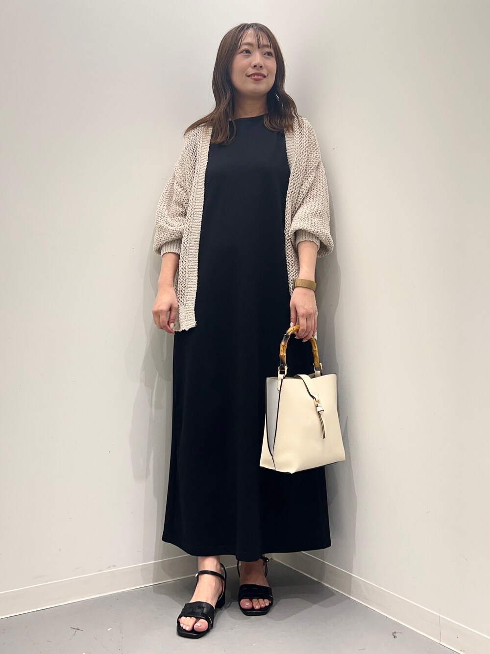 maiko(UR Store アミュプラザくまもと)｜URBAN RESEARCH DOORSのワンピース/ドレスを使ったコーディネート - WEAR