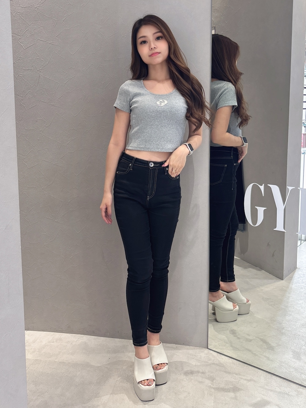 rimika(GYDA)｜GYDAのTシャツ/カットソーを使ったコーディネート - WEAR