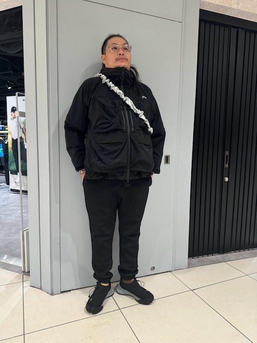 日下部氏(BEAVER なんばパークス店)｜Gramicciのスウェットパンツを使ったコーディネート - WEAR