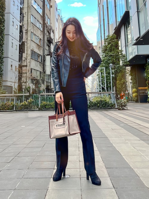 Yuriko Abe｜COACHのライダースジャケットを使ったコーディネート - WEAR