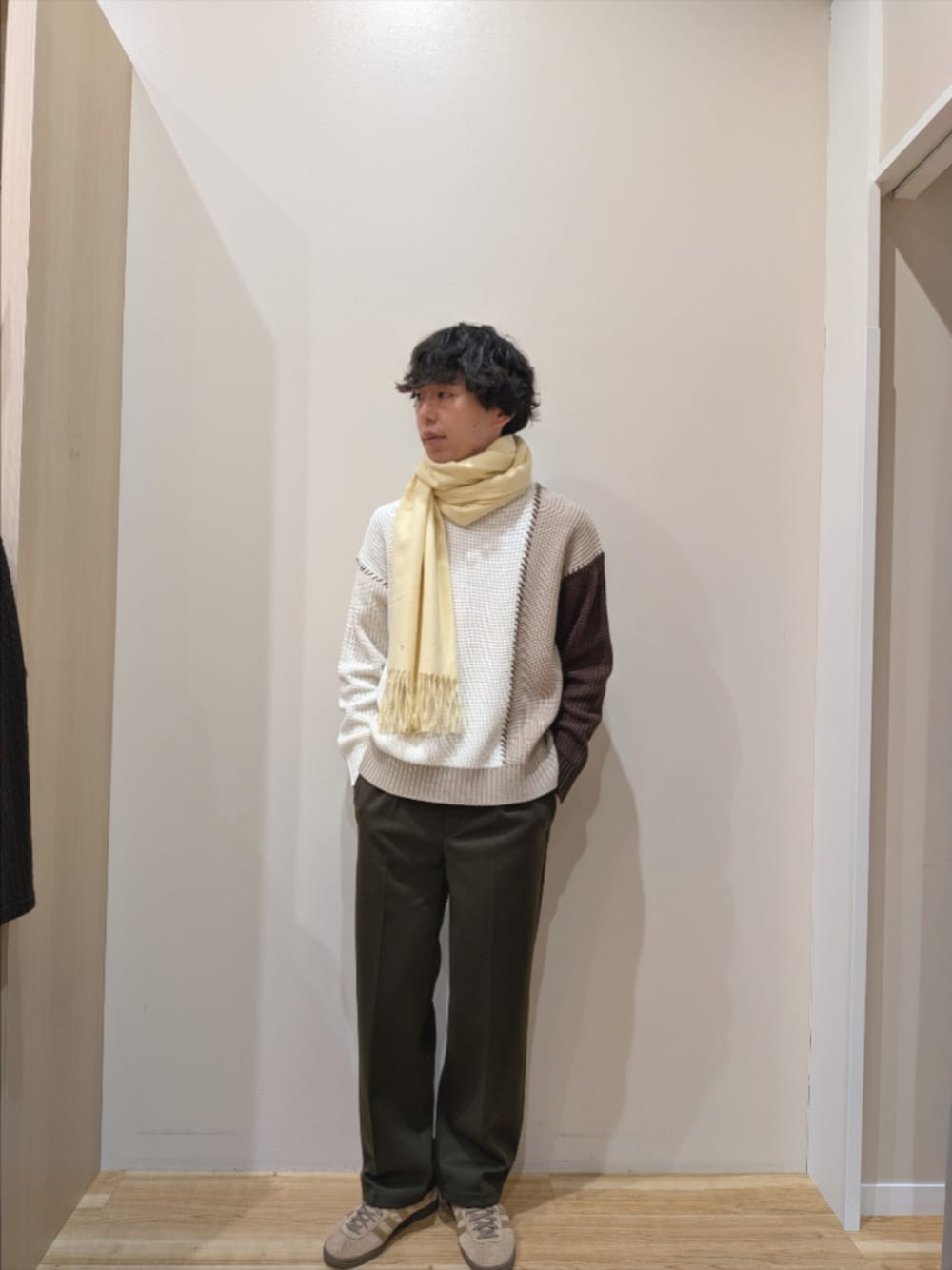 takata(warehouse鳥栖プレミアムアウトレット)｜ITEMS URBANRESEARCHのニット/セーターを使ったコーディネート ...