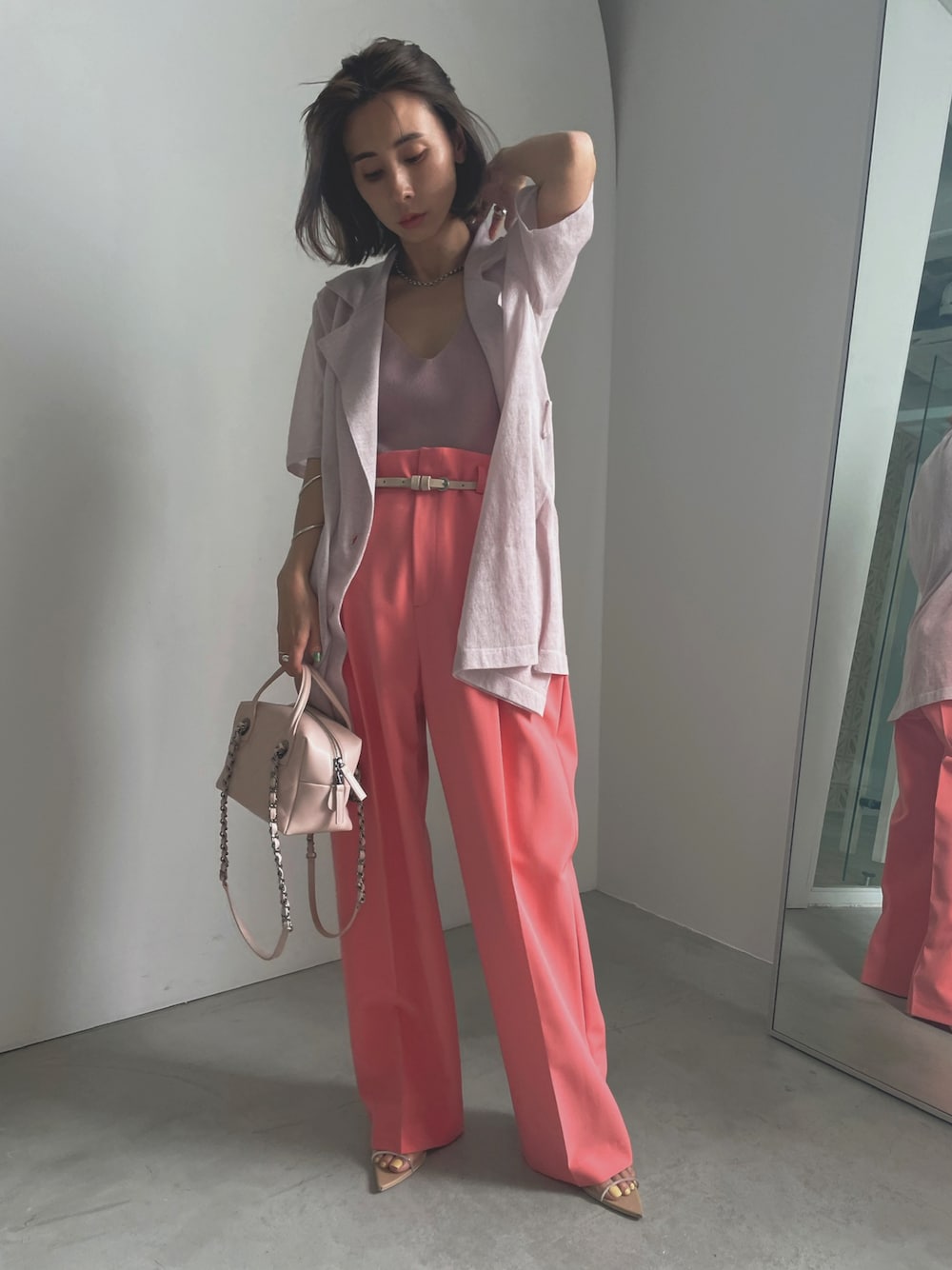 黒石奈央子｜Ameriのサンダルを使ったコーディネート - WEAR