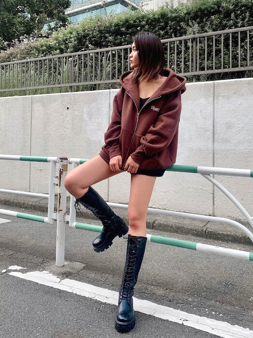 MIYUKI（ENVYM）｜ENVYMのパーカーを使ったコーディネート - WEAR