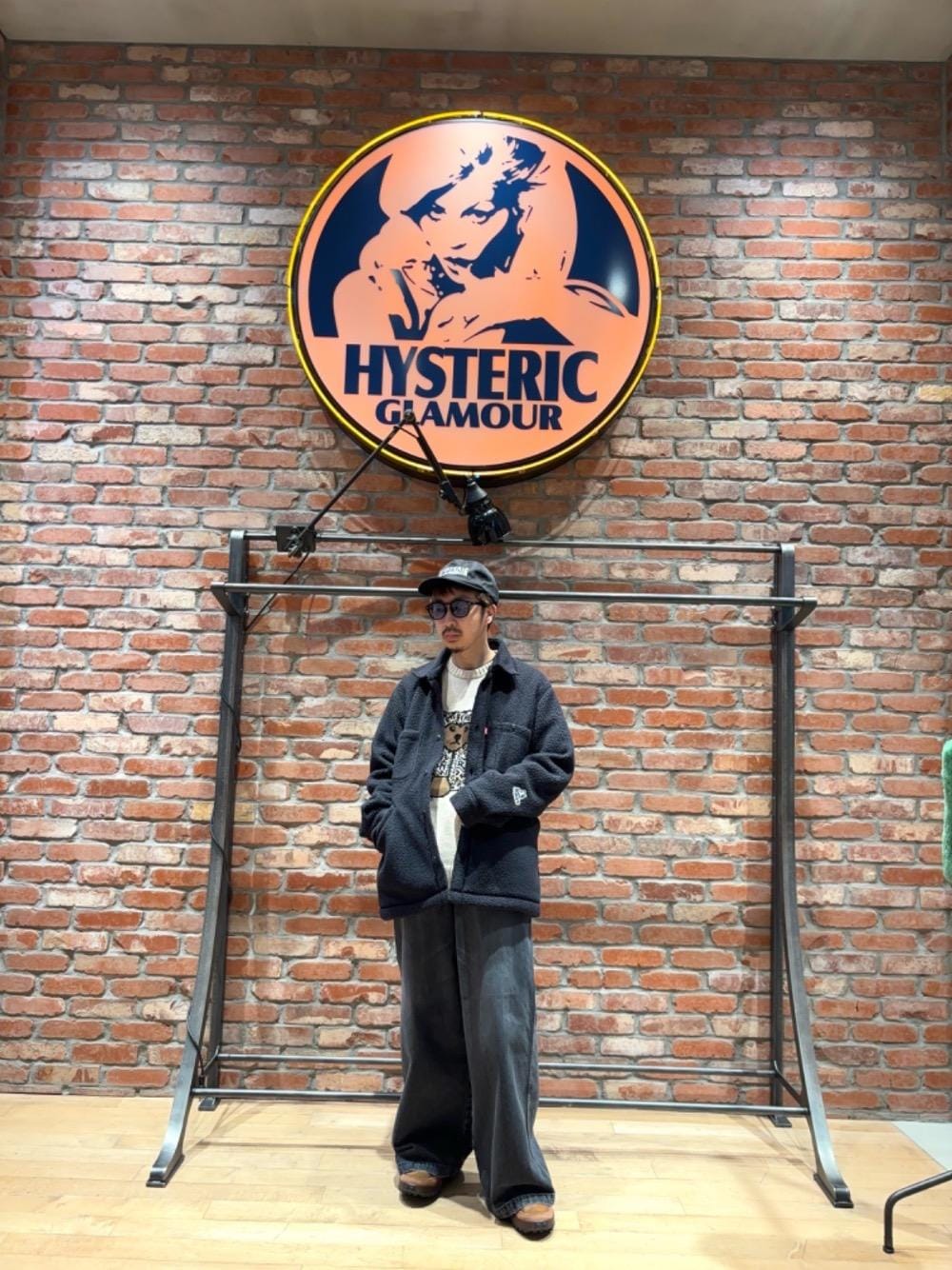 HOSHI(HYSTERIC GLAMOUR渋谷店)｜HYSTERIC GLAMOURのキャップを使ったコーディネート - WEAR