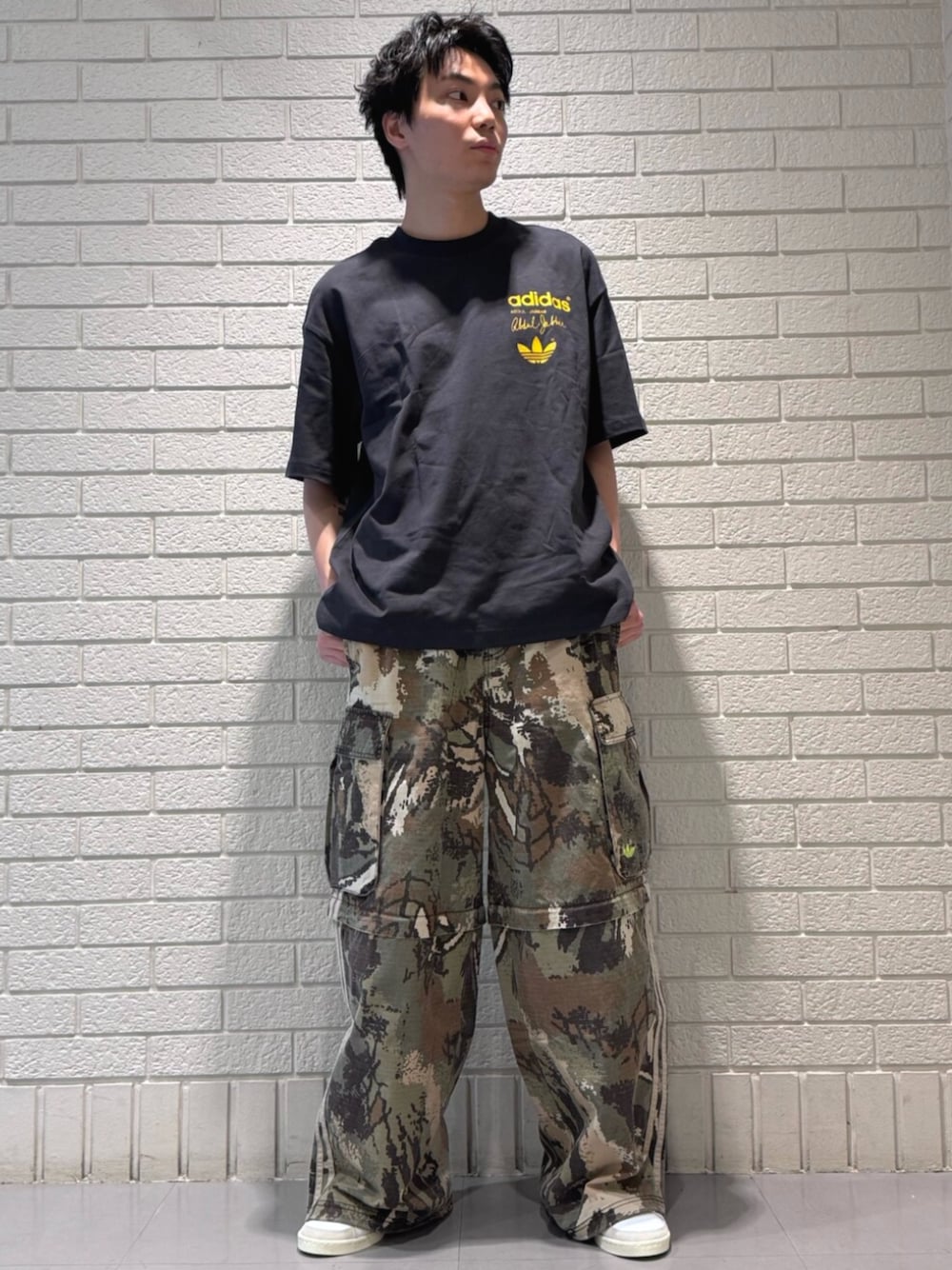 ジャバー スカイフック 半袖Tシャツ、ジャバー ハイ / Jabbar Hi、ジップオフ・カーゴ・パンツのアディダスコーデ【アディダス公式】