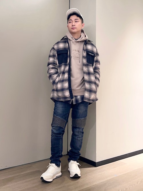 🔩J.HARA（A|X アルマーニ エクスチェンジ ららぽーと立川立飛）｜ARMANI EXCHANGEのキャップを使ったコーディネート - WEAR
