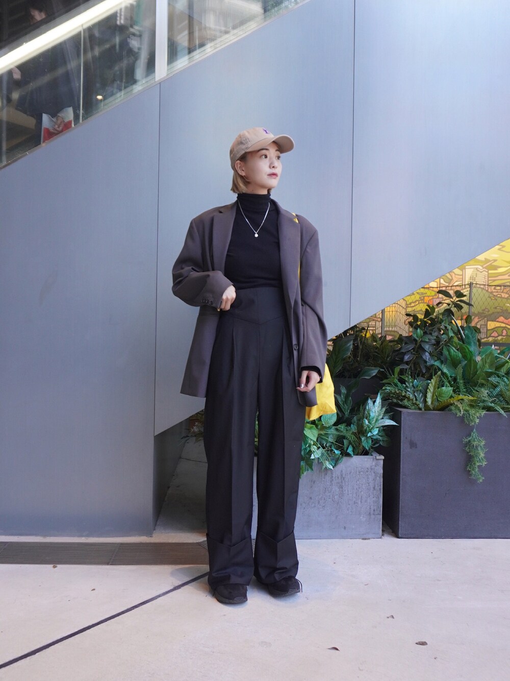 ledtokyo 新宿店(led.tokyo 新宿店)｜led.tokyoのスラックスを使ったコーディネート - WEAR