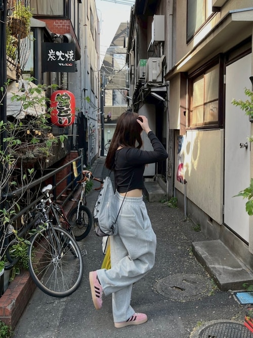 ひな｜GUのトップスを使ったコーディネート - WEAR