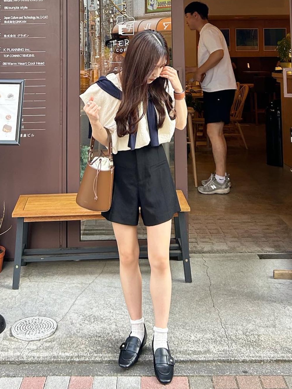 ami｜lotiのハンドバッグを使ったコーディネート - WEAR