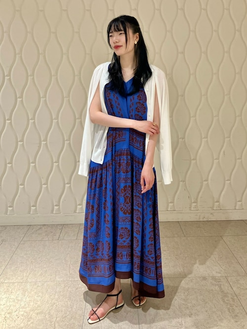 HOUSE OF LOTUS staff(HOUSE OF LOTUS)｜HOUSE OF LOTUSのワンピースを使ったコーディネート - WEAR