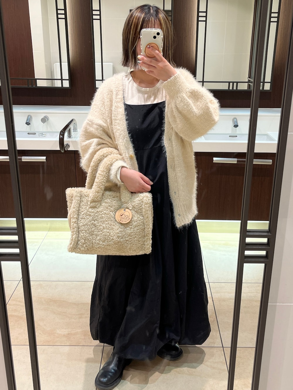 YURI｜GUのバッグを使ったコーディネート - WEAR