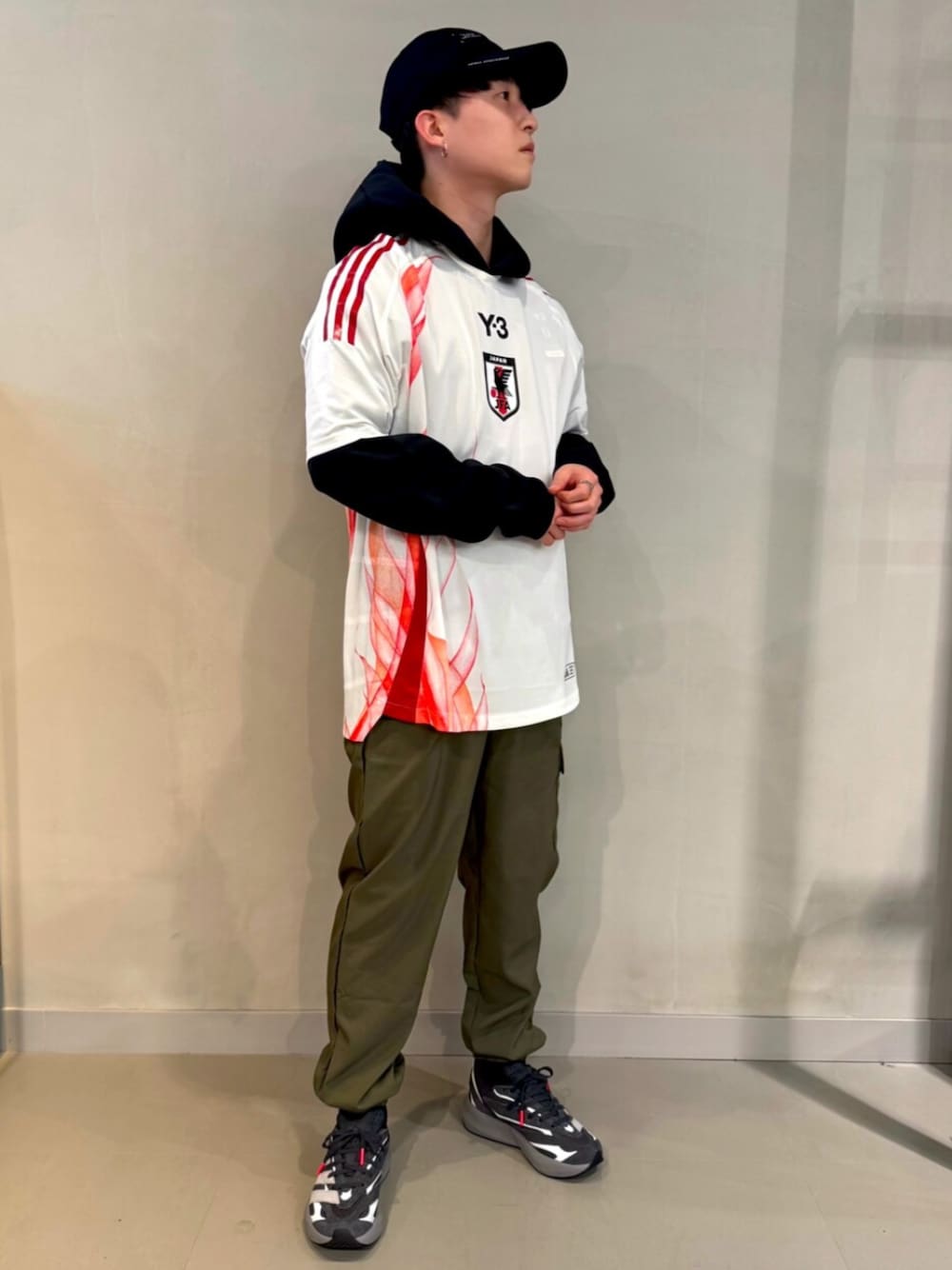 YS(アディダス ブランドコアストア 名古屋)｜adidasのTシャツ/カットソーを使ったコーディネート - WEAR