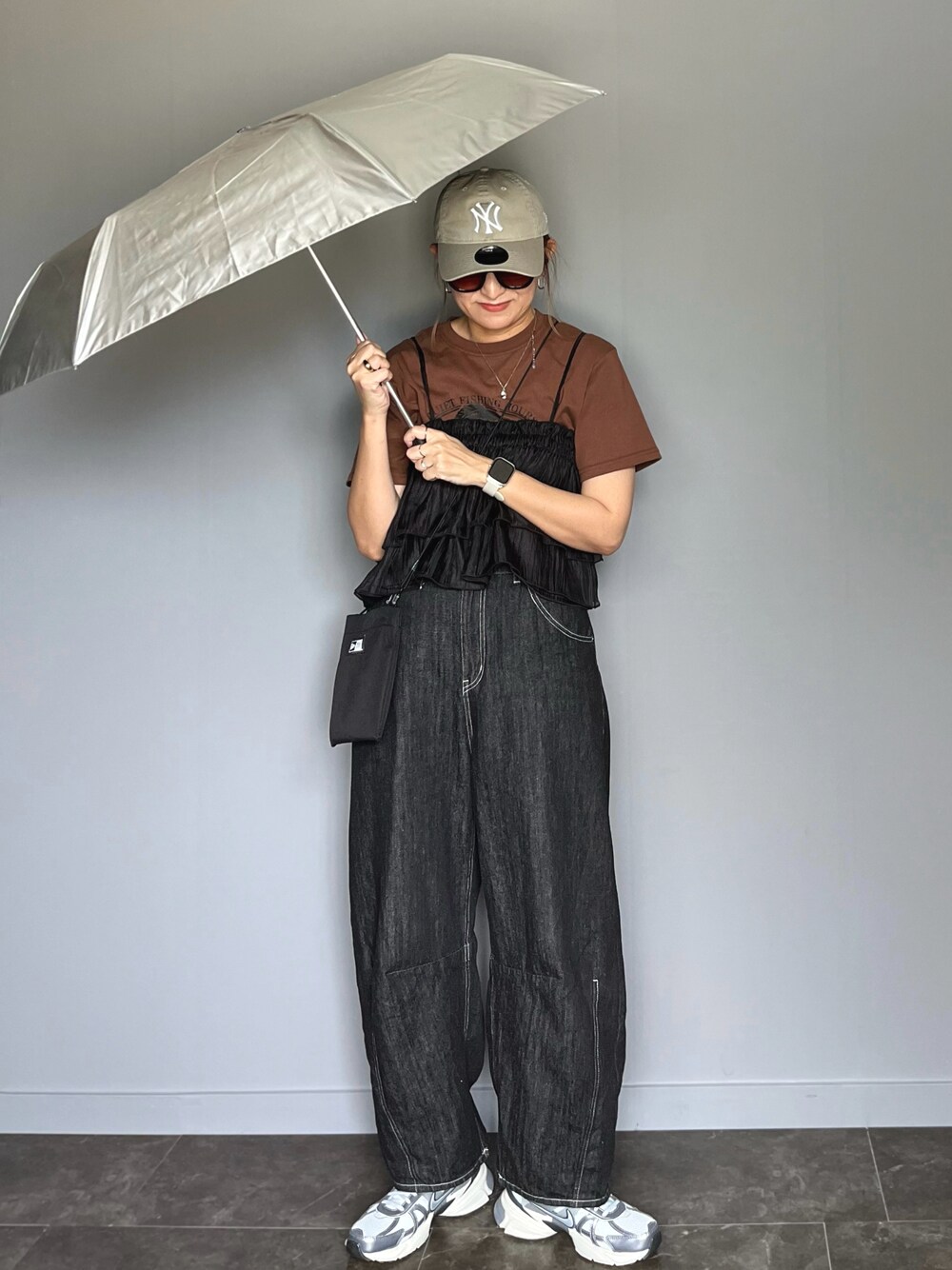 SHOoo｜Waterfrontの折りたたみ傘を使ったコーディネート - WEAR