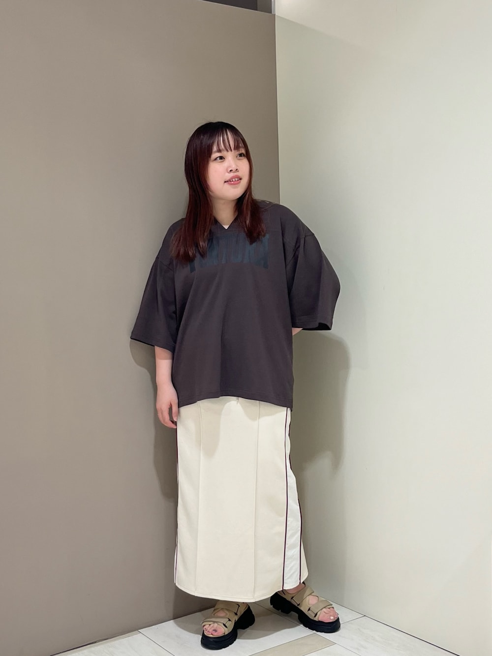 くろ(KBF ルミネ北千住)｜KBFのTシャツ/カットソーを使ったコーディネート - WEAR