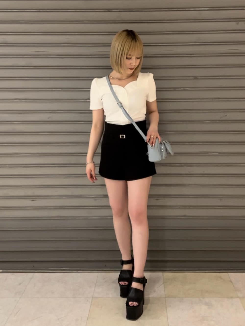 wakaba(EMODA)｜EMODAのTシャツ/カットソーを使ったコーディネート - WEAR