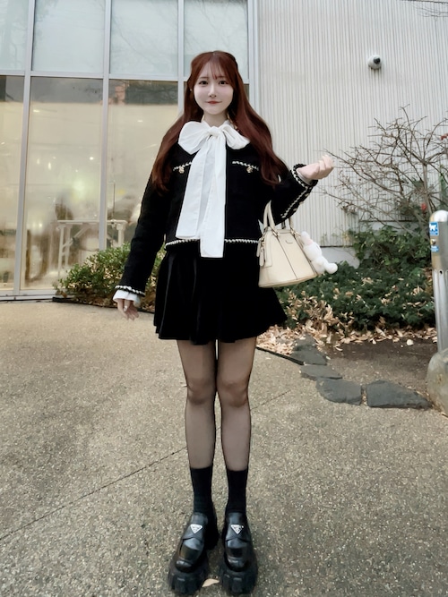 mayu ｜PRADAのローファーを使ったコーディネート - WEAR