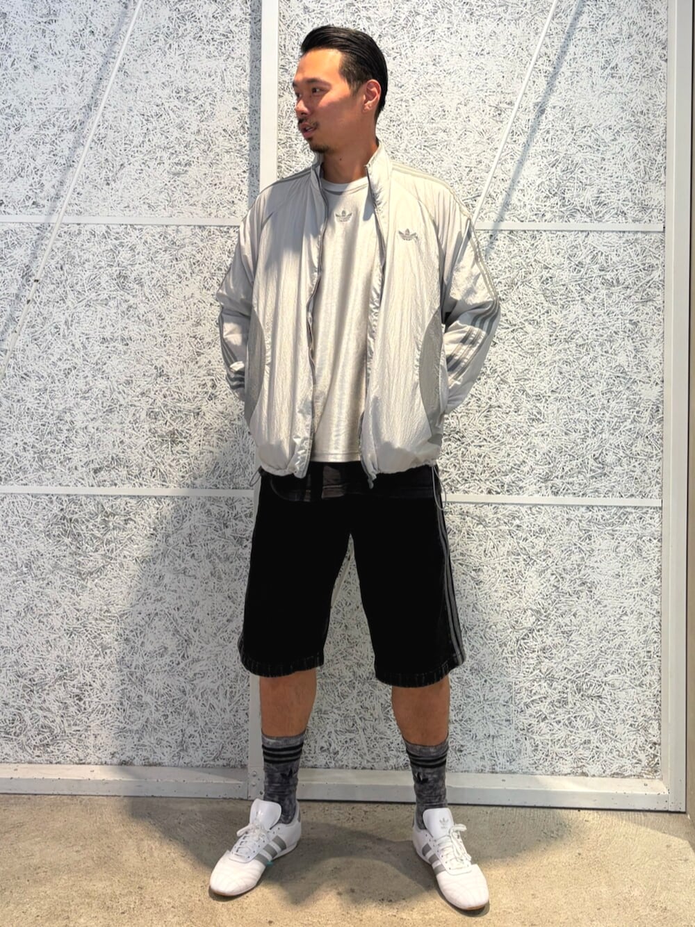 アディカラー 2000s ウーブントラックトップ、アディカラー2000s 半袖Tシャツ、アディカラー デニム ファイヤーバードショーツ ...