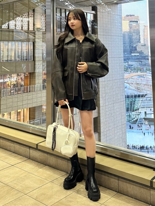 岸本舞華(EMODA)｜EMODAのブーツを使ったコーディネート - WEAR