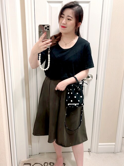 ViviaN😊｜H&MのTシャツ/カットソーを使ったコーディネート - WEAR