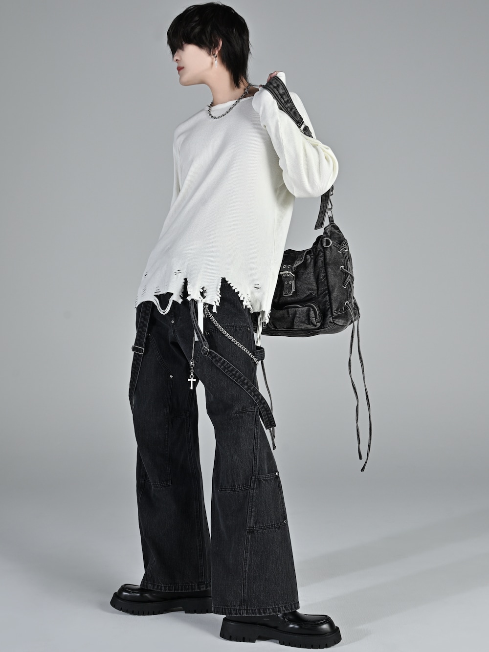 犬飼京 inukai kei｜ADRERのネックレスを使ったコーディネート - WEAR