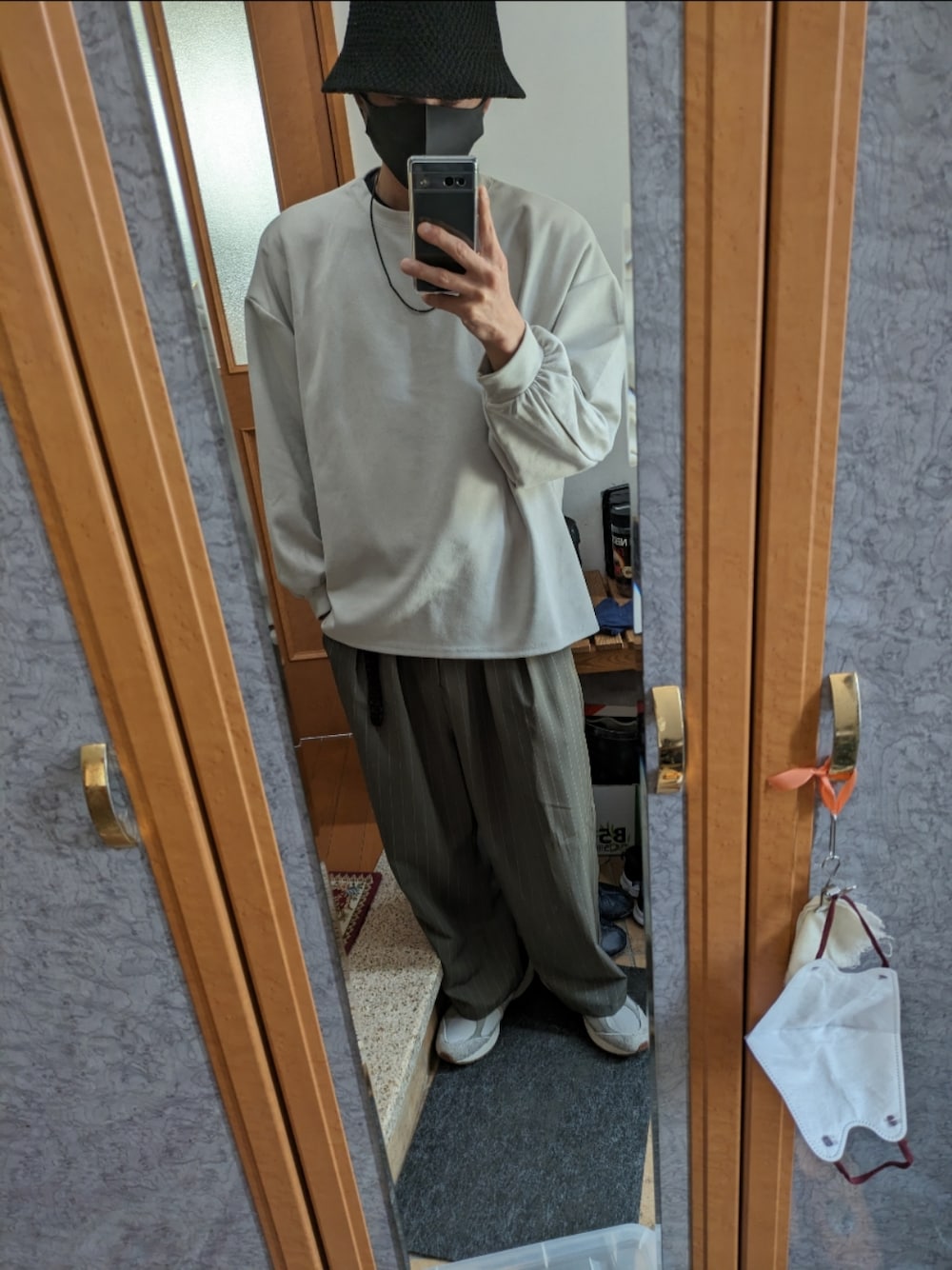 wajg｜LILLのスウェットを使ったコーディネート - WEAR