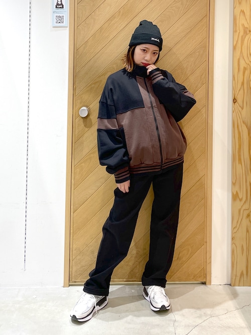 SAKI 🍣（10508 X-girl 福岡）｜X-girlのデニムパンツを使ったコーディネート - WEAR