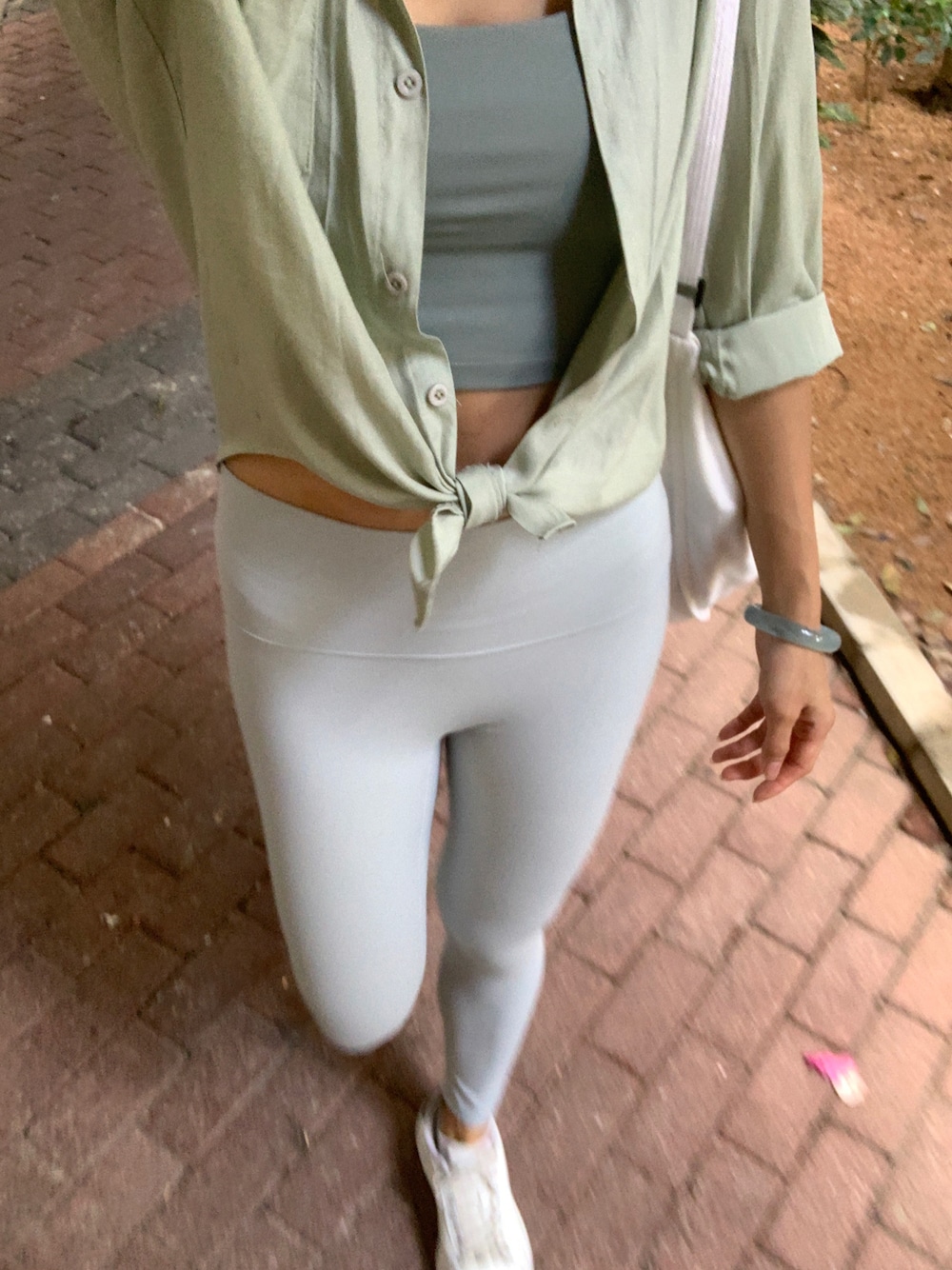 Ting Wai｜Forever 21のClothing#Activewear#Sport Bras & Underwearを使ったコーディネート - WEAR