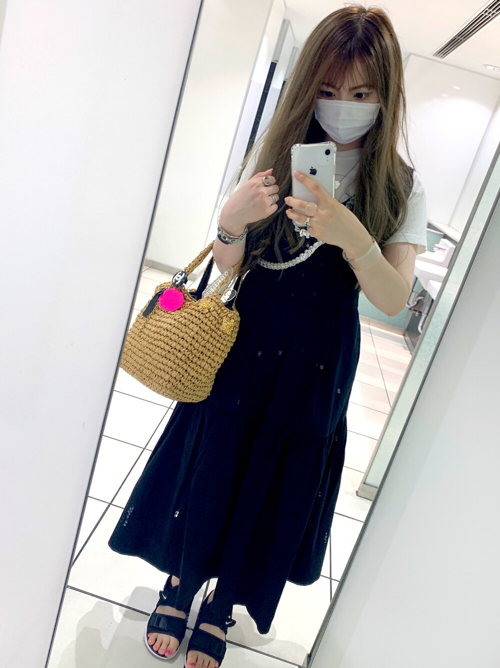 AIRI｜NIKEのサンダルを使ったコーディネート - WEAR