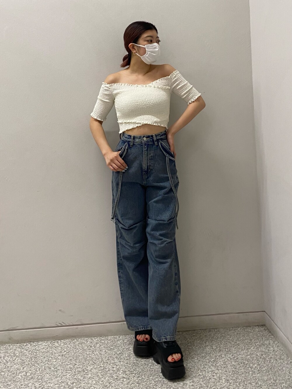 稲葉麻央(EMODA)｜EMODAのTシャツ/カットソーを使ったコーディネート - WEAR