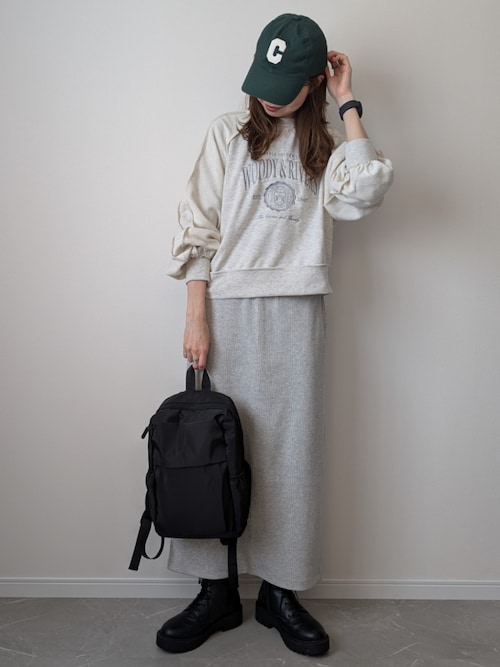 HAL｜GeeRAのスカートを使ったコーディネート - WEAR