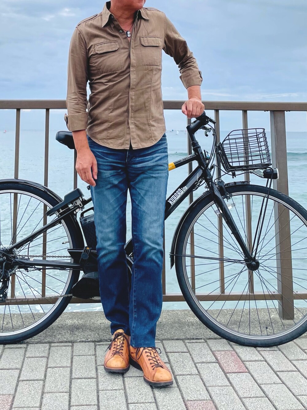 𝐂𝐡𝐞𝐞｜EDWINのデニムパンツを使ったコーディネート - WEAR