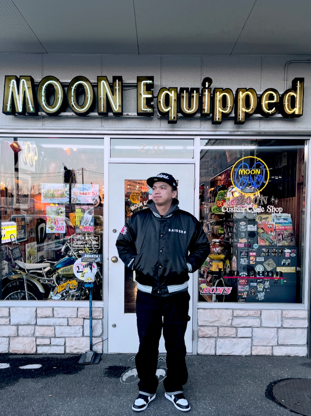 Yu Shuo Chang｜NEW ERAのキャップを使ったコーディネート - WEAR