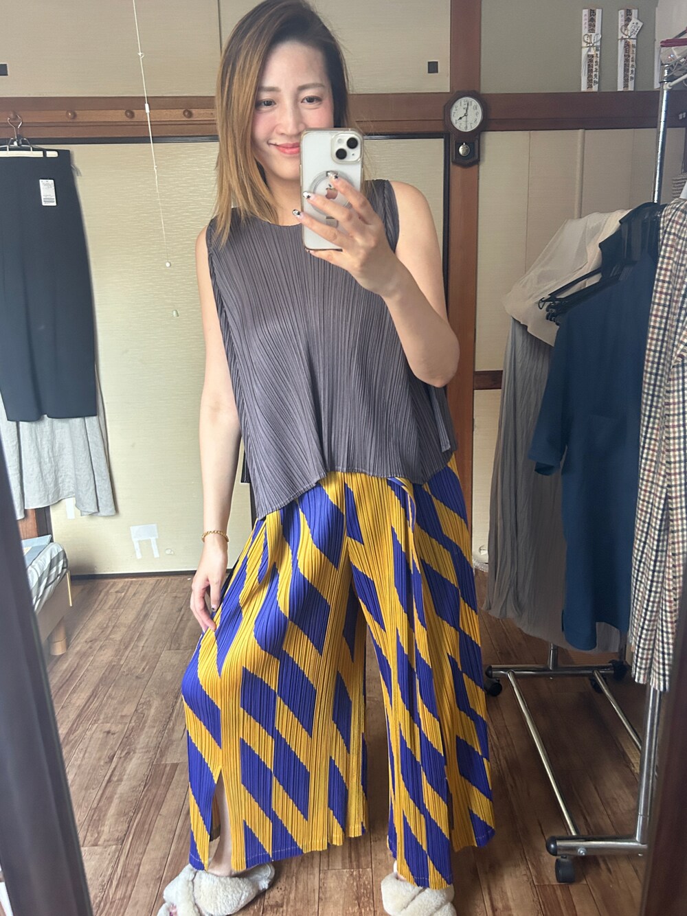 yoyo｜PLEATS PLEASEのパンツを使ったコーディネート - WEAR