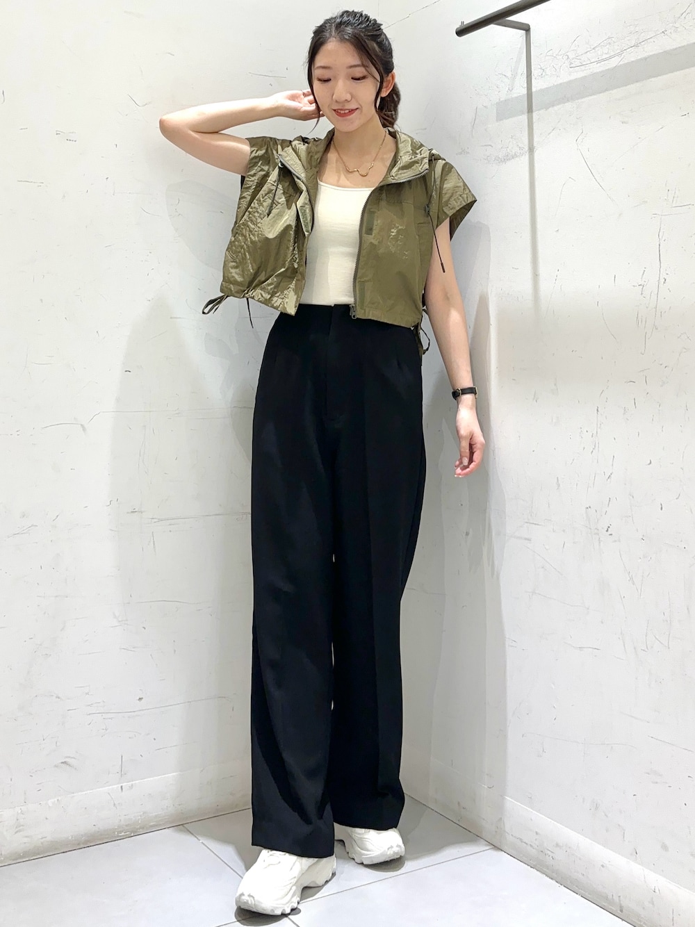 saki(SENSE OF PLACE グランツリー武蔵小杉)｜NIKEのスニーカーを使ったコーディネート - WEAR