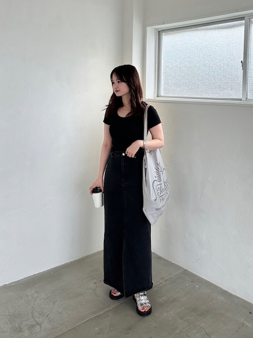 Rina｜DISCOATのデニムスカートを使ったコーディネート - WEAR