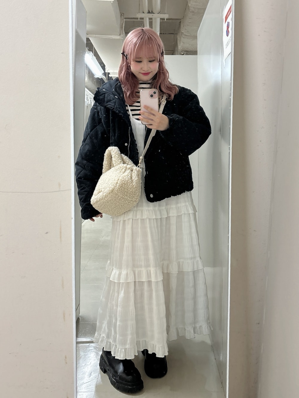 akane｜Samantha Thavasaのバッグを使ったコーディネート - WEAR