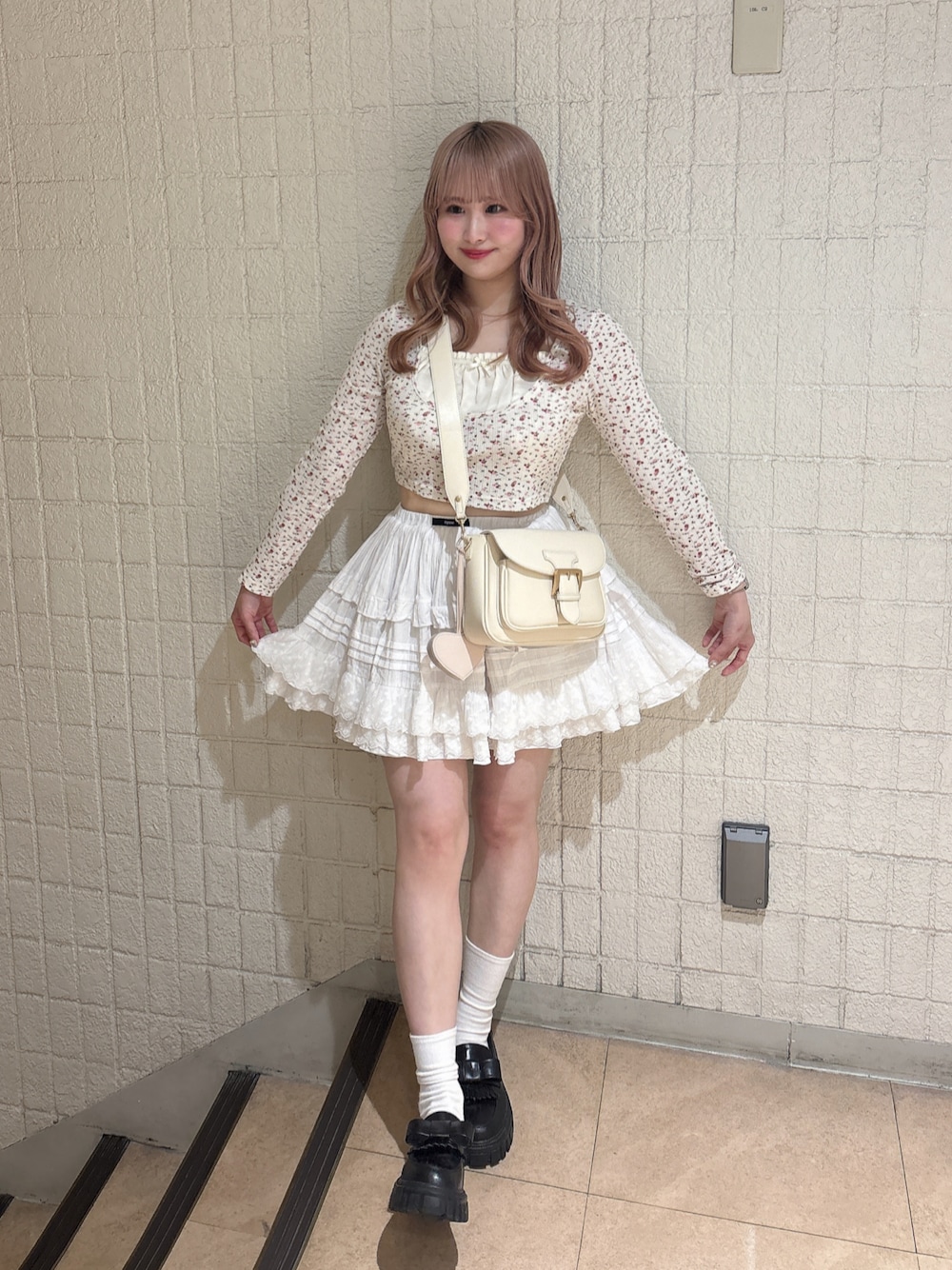 akane｜MOUSSYのショルダーバッグを使ったコーディネート - WEAR