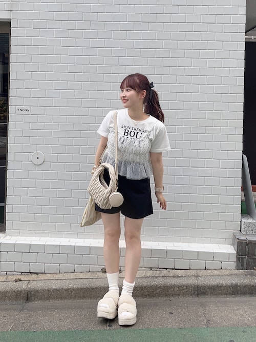 akane｜one after another NICE CLAUPのTシャツ/カットソーを使ったコーディネート - WEAR