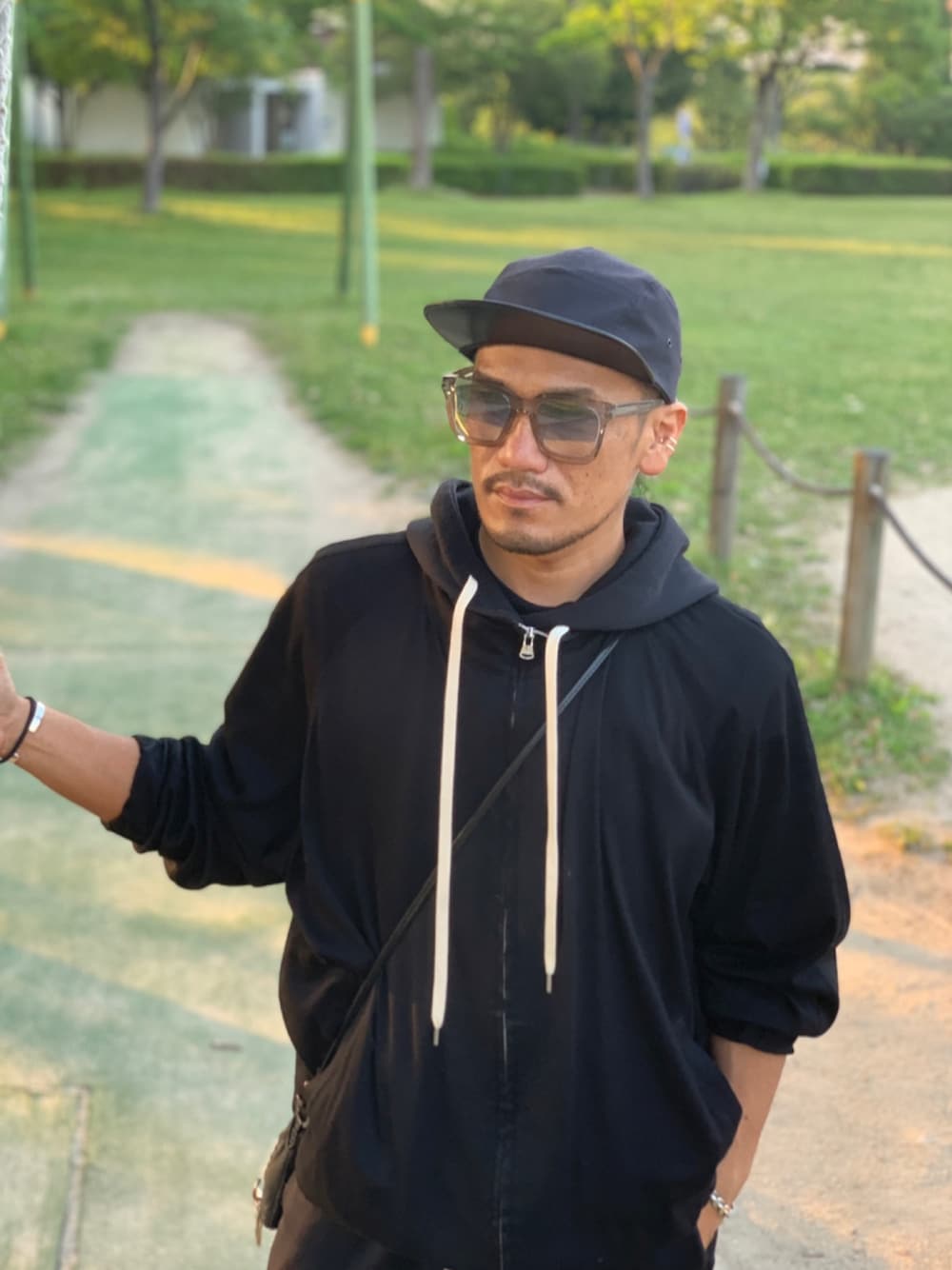 Moja｜KAZUYUKI KUMAGAI ATTACHMENTのキャップを使ったコーディネート - WEAR